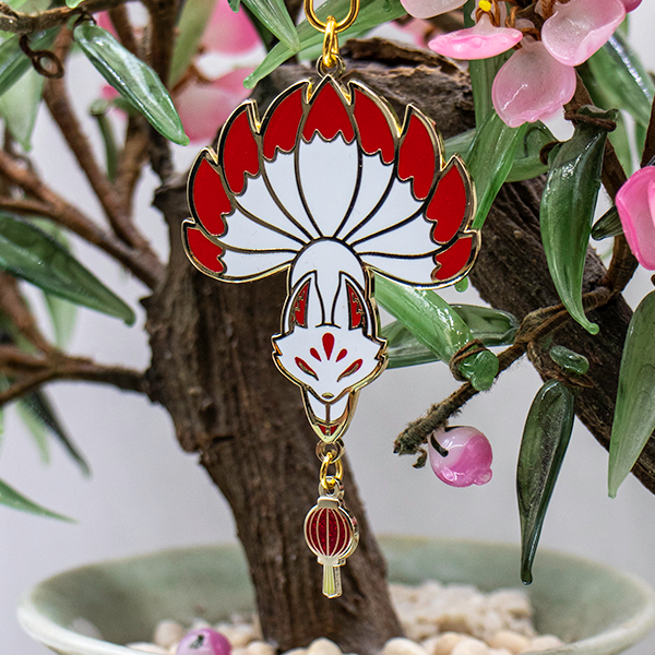 Inari - Deluxe Metal Keychain | Dragons and Beasties